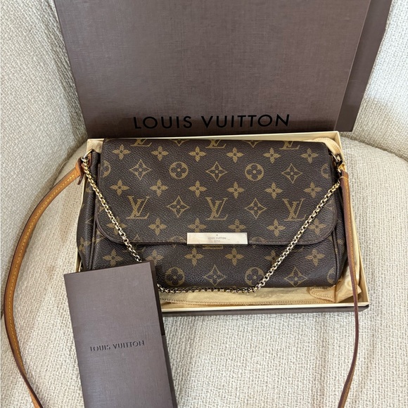 Louis Vuitton | Bags | Authentic Louis Vuitton Favorite Mm Monogram ...